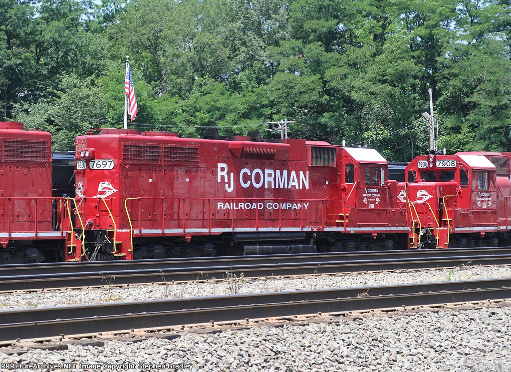 RJ Corman coal train